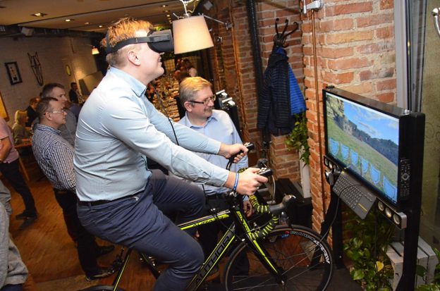 Symulator jazdy na rowerze - wynajem | roweru VR | gogle VR